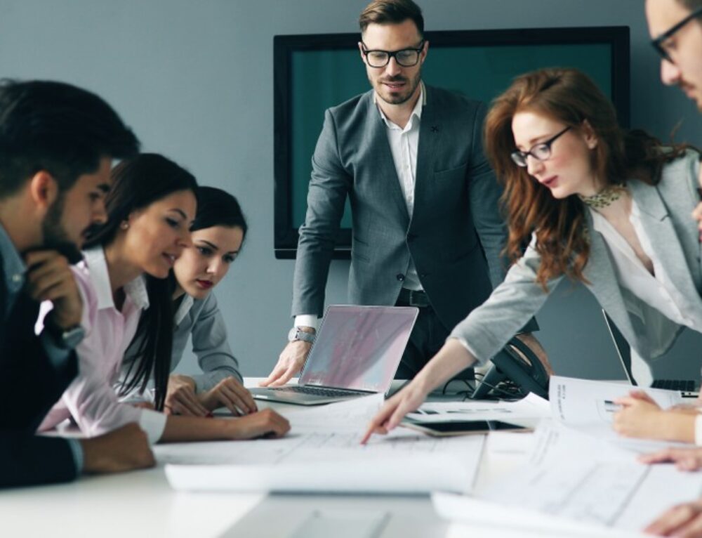 11 Essential Skills for Security Guards & How to Improve Them ...