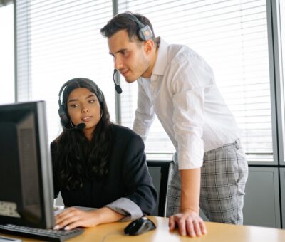 Active Listening in Customer Service: Importance, Skills & Examples ...