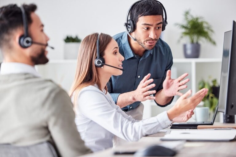 Customer Service Etiquette: 5 Best Practices | Peaceful Leaders Academy